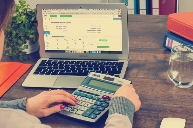 Comment calculer son salaire en portage salarial ? - Home Educ